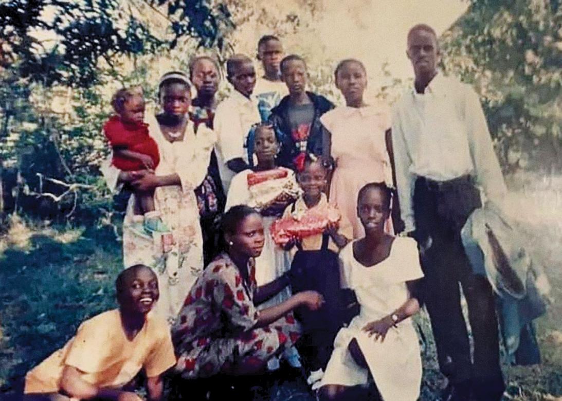 A Liberian refugee realizes his dream of establishing a library in his ...