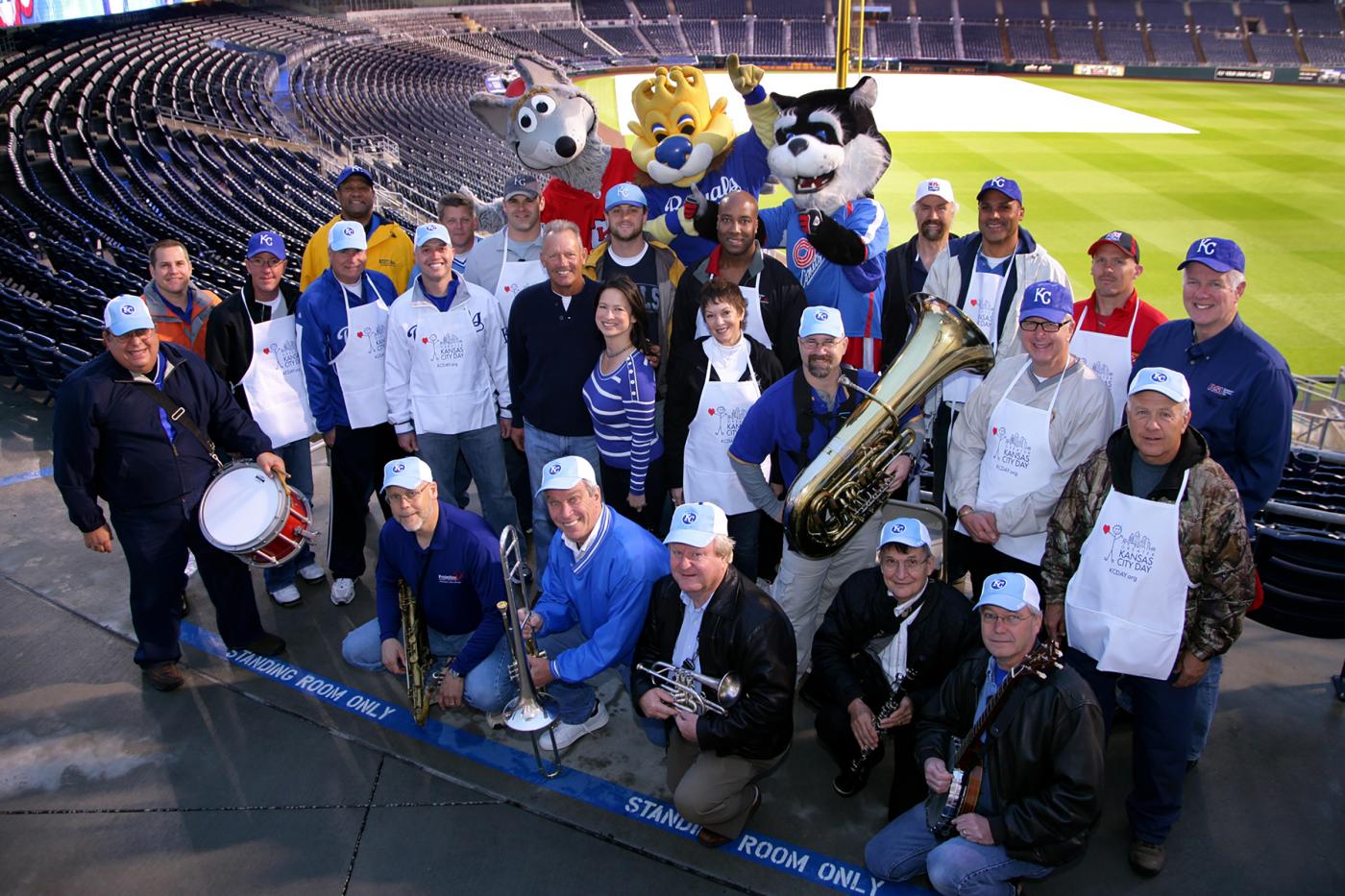 Kansas City club brings town together | Rotary International