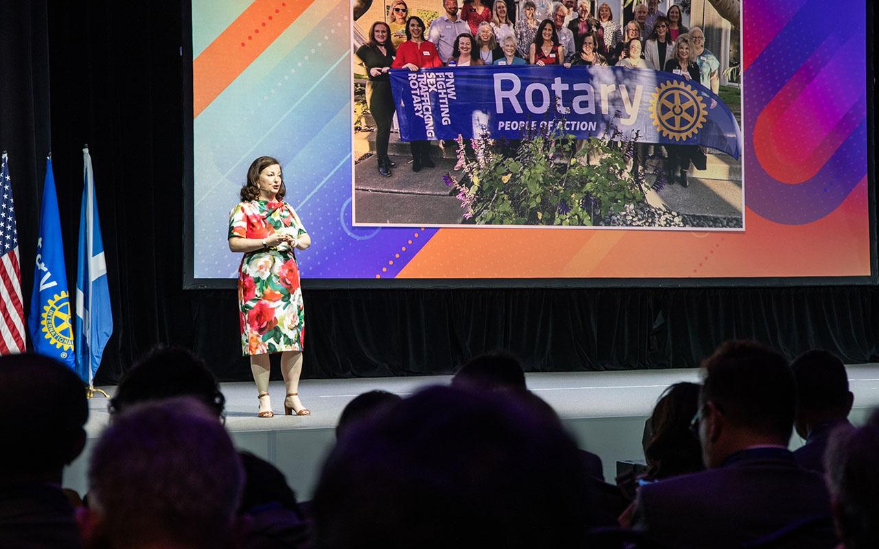 Stephanie Urchick celebra la magia de Rotary | Rotary International