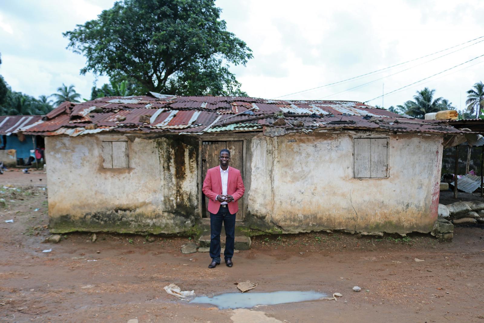 A Liberian refugee realizes his dream of establishing a library in his ...