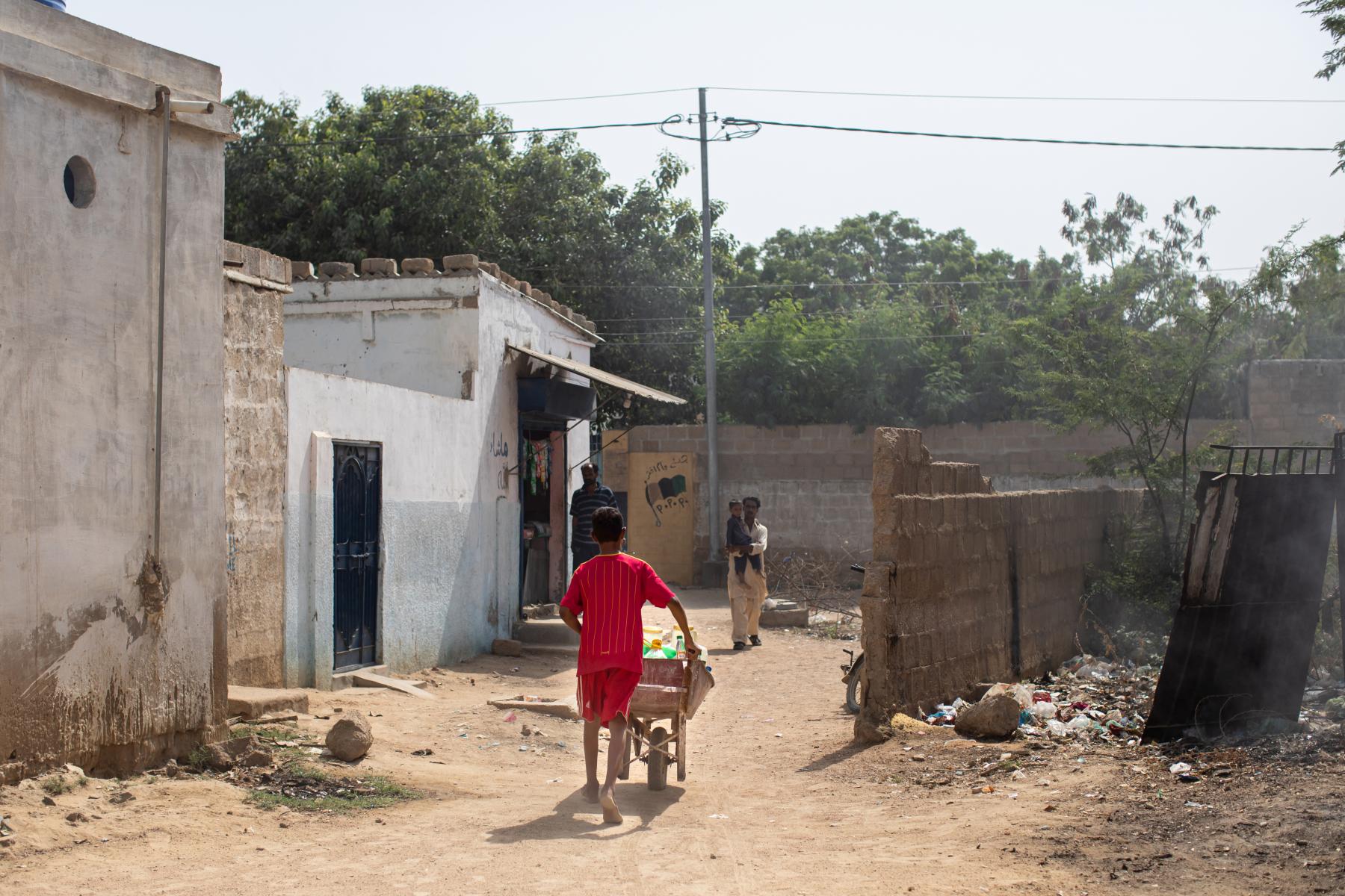 PolioPlus is engaging reluctant communities by addressing basic needs ...