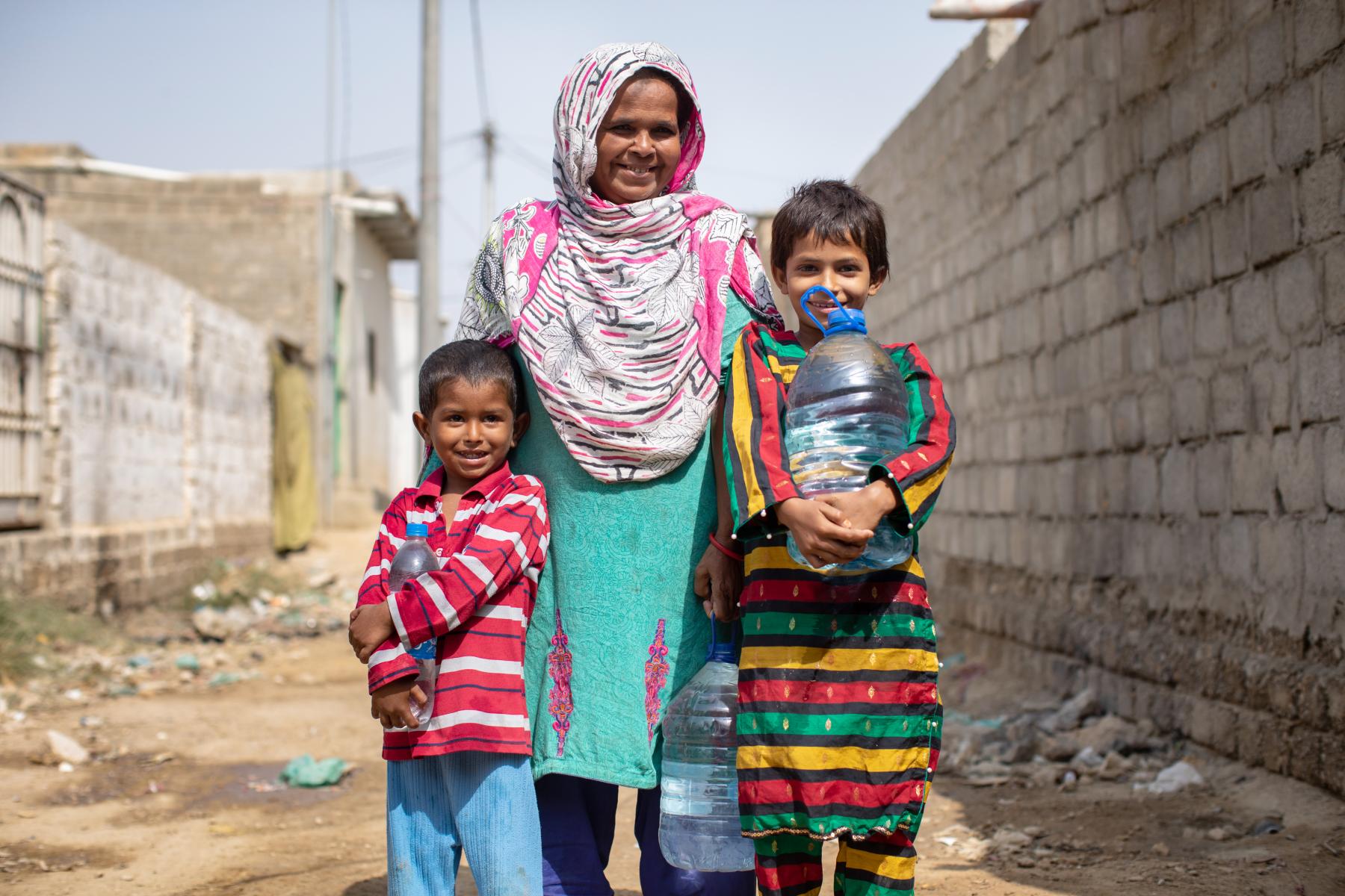 PolioPlus is engaging reluctant communities by addressing basic needs ...