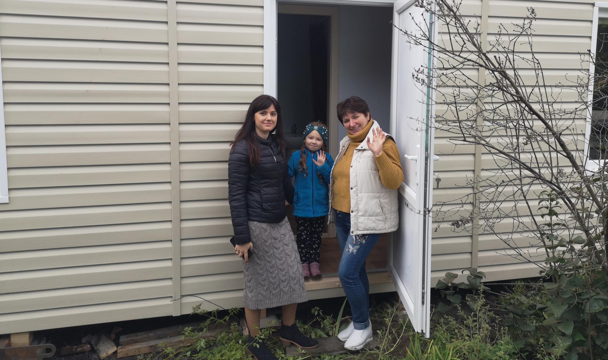 Rotary members provide modular housing to Ukraine | Rotary International