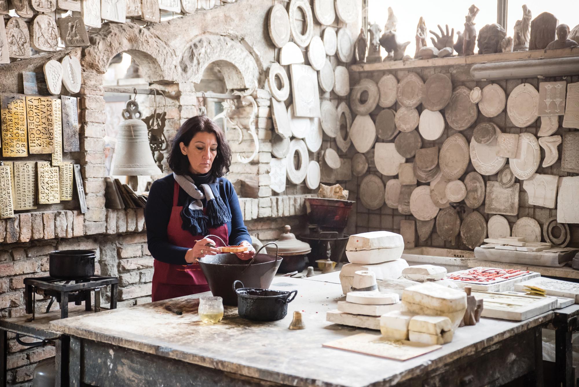 Marinellis make special centennial bell for Rotary | Rotary International
