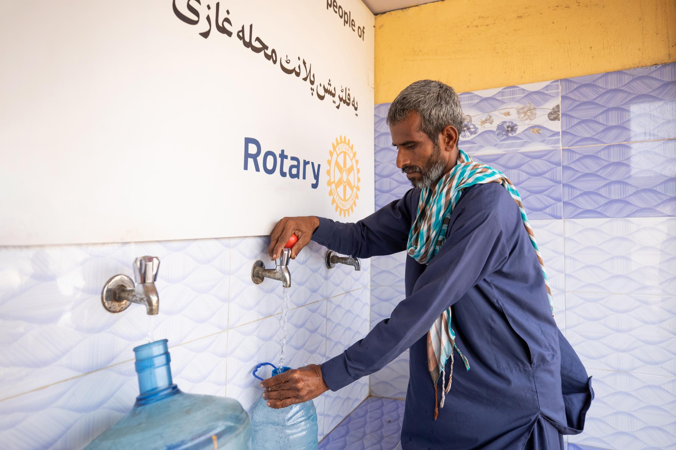 PolioPlus is engaging reluctant communities by addressing basic needs ...